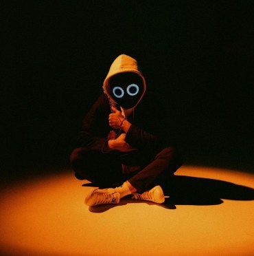 TikTok sensation and American alt-pop singer BoyWithUke visits Manila ...