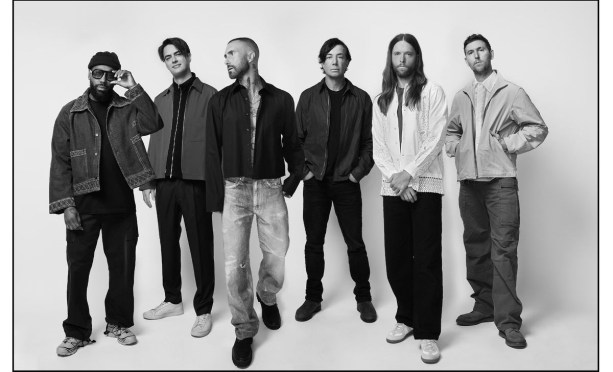 Maroon 5 Live in Manila 2025 - MANILA CONCERT SCENE